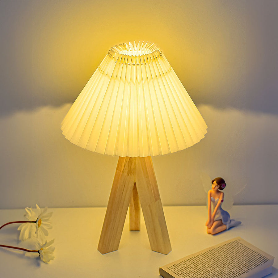 Lampsmodern Table Light Retro Wood Simple LED Bedroom Table Lamps